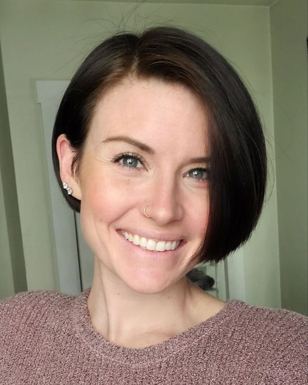 30 Stunning Short Hairstyles for Women over 40